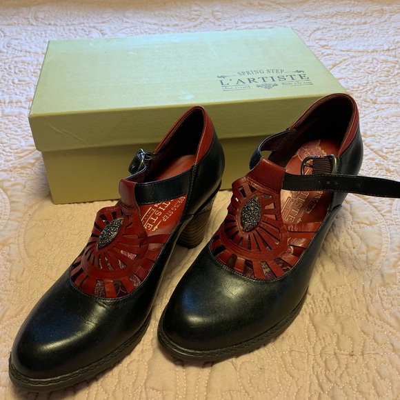 L’Artiste | Shoes | Lartiste Black Heel Size 37 Us 657 | Poshmark